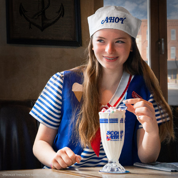 Scoops Ahoy Milkshake Glass Set | Stranger Things | Cinereplicas ...